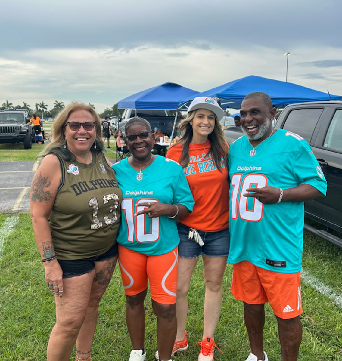 Miami Dolphins Fan Club – The Pod